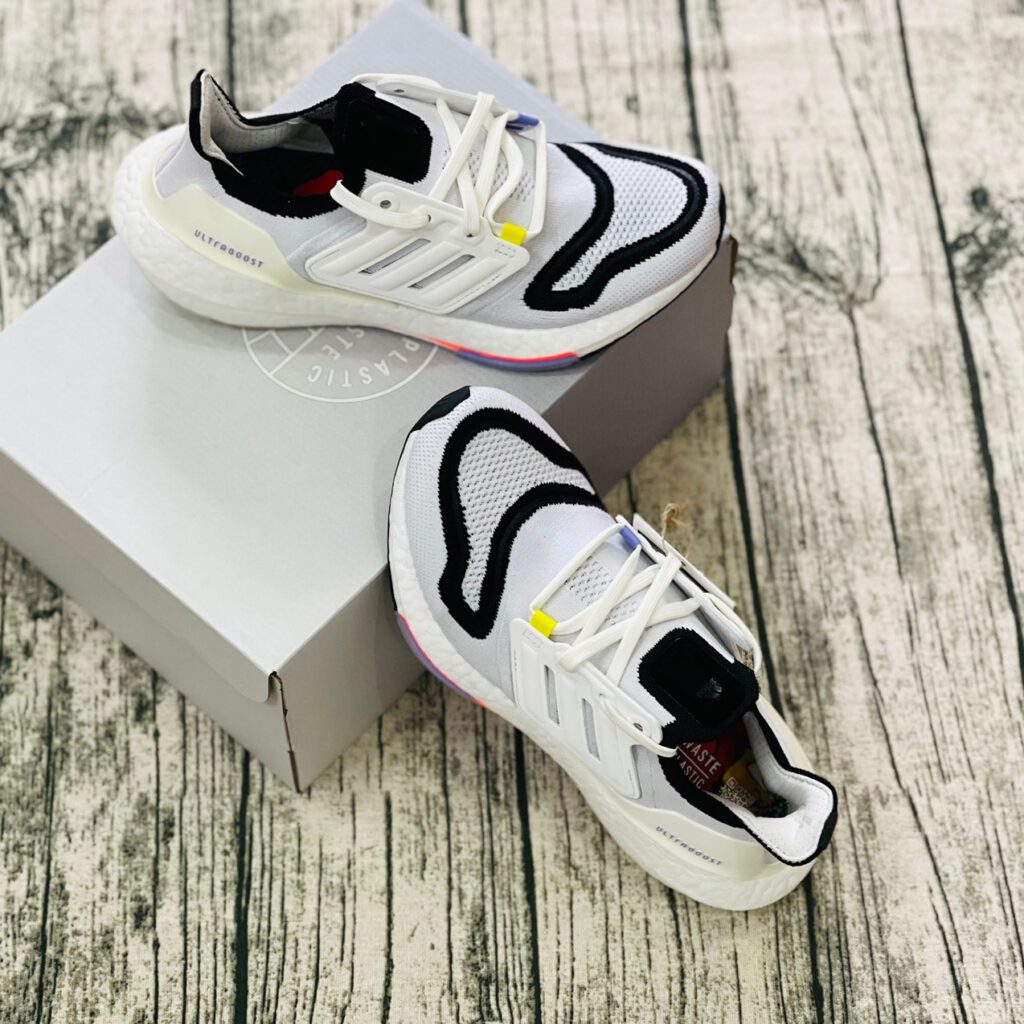 GIÀY ADIDAS CHÍNH HÃNG-ULTRABOOST 22 WOMEN-GX8017 - VOISPORT.VN